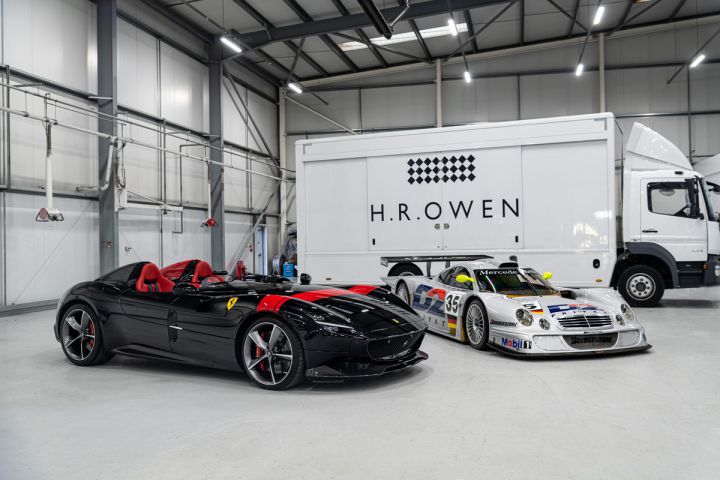 RoadStr users get up close and personal with Gordon Ramsay's Ferrari ...